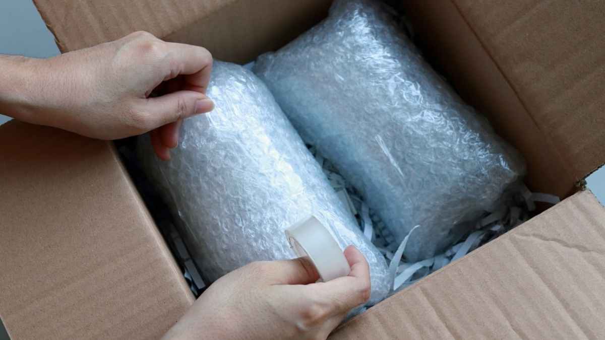 Essential Tips for Packing Fragile Items - Snooth